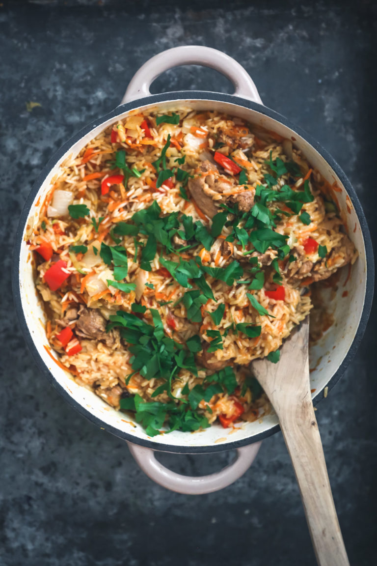 ALT I EN GRYTE | kremete kylling og ris med ekstra grønnsaker - Desiree ...